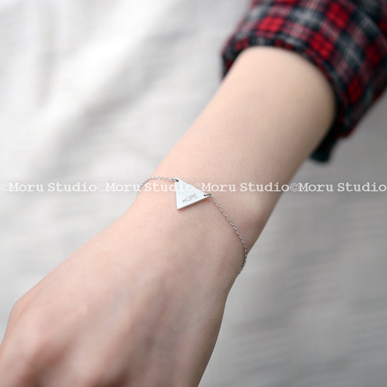 Personalized Dainty Triangle Bracelet/ Faith-hope-love/ - Etsy