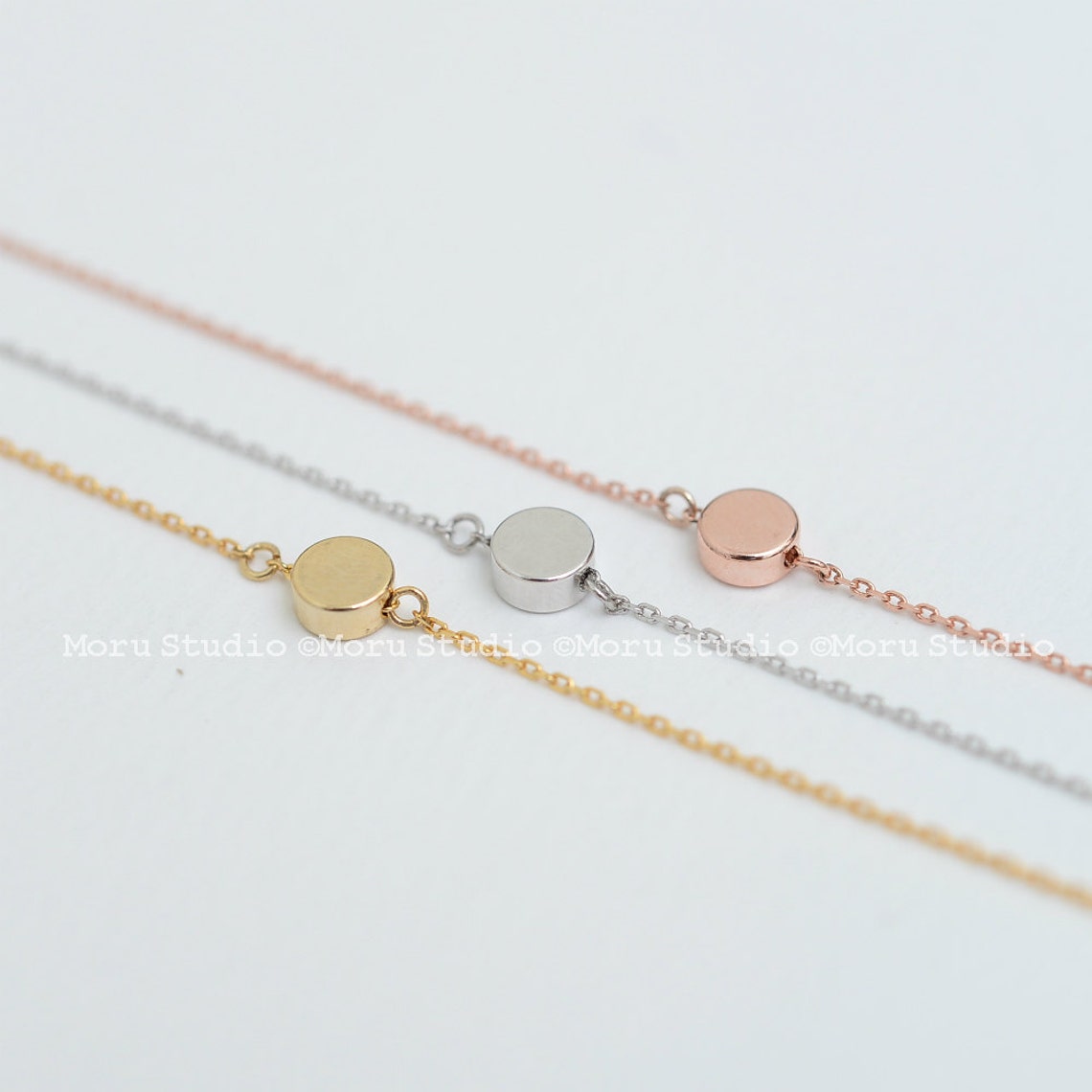 Initial Dot Bracelet personalized Disc Bracelet Bridesmaid - Etsy