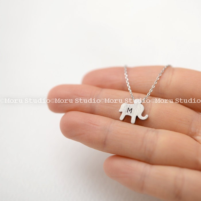 Personalized Dainty Elephant Necklace/ Initial Elephant - Etsy