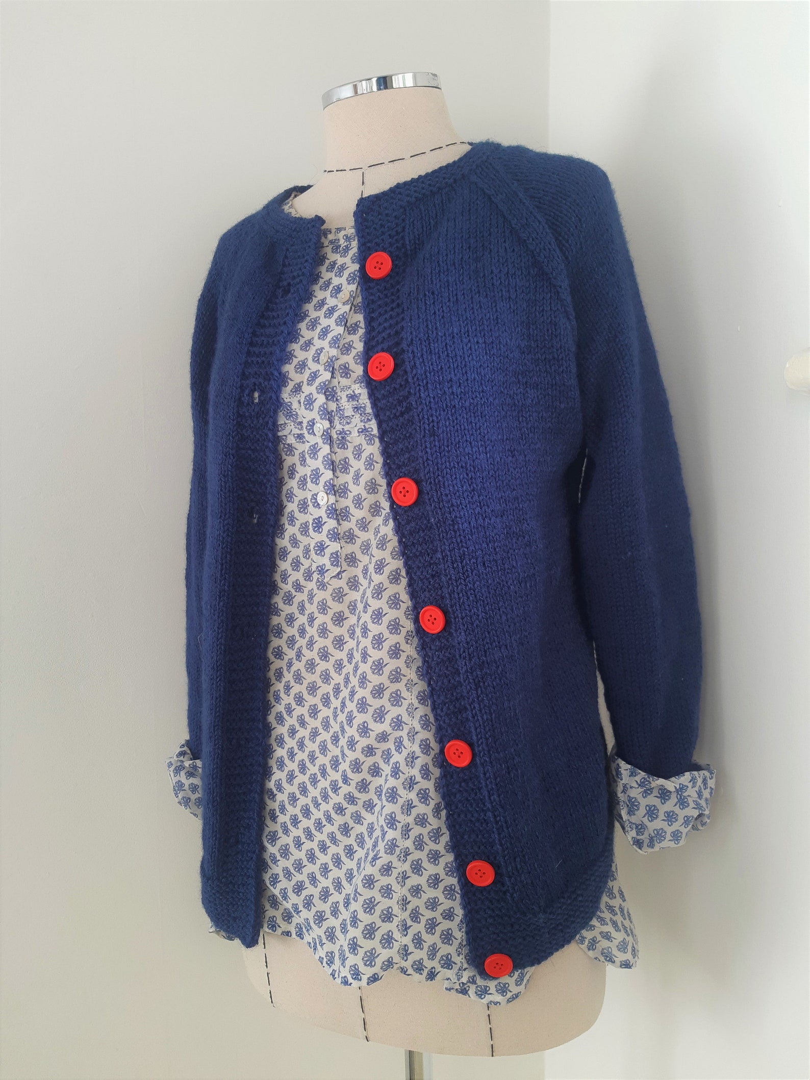 PDF Knitting Pattern Everyday Raglan Cardigan Bottom up - Etsy