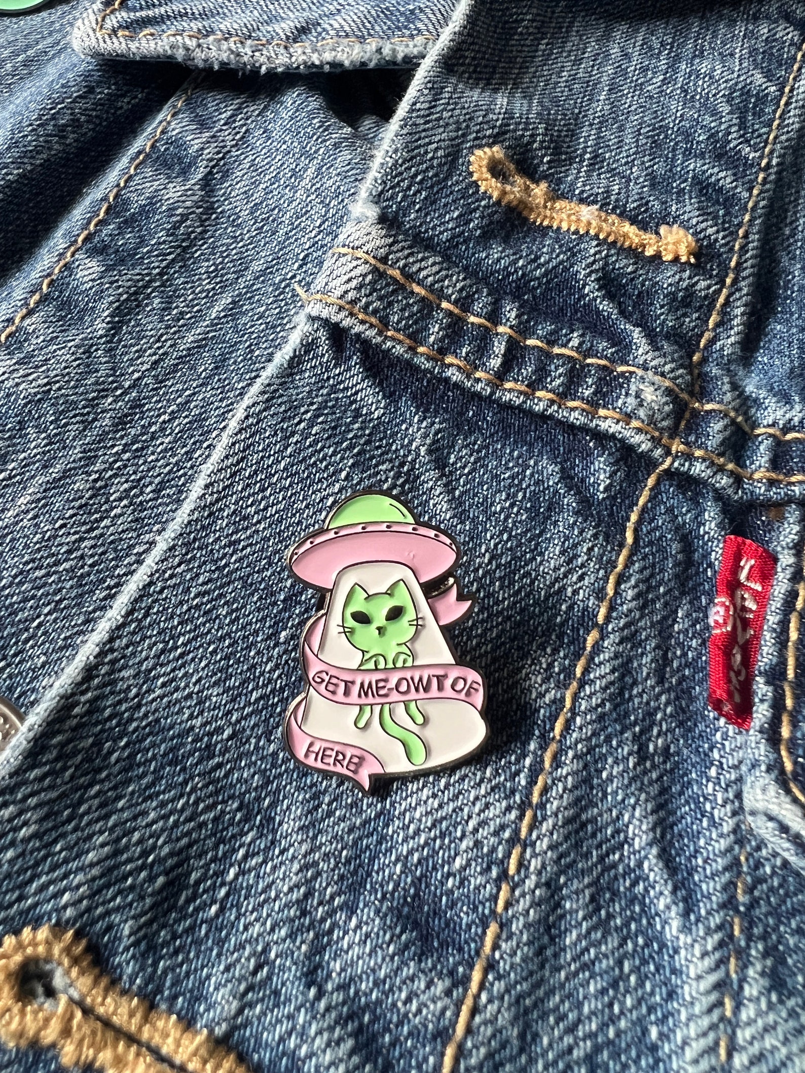 Enamel Pin Space Cat Alien Pins for Jackets Backpacks and More - Etsy