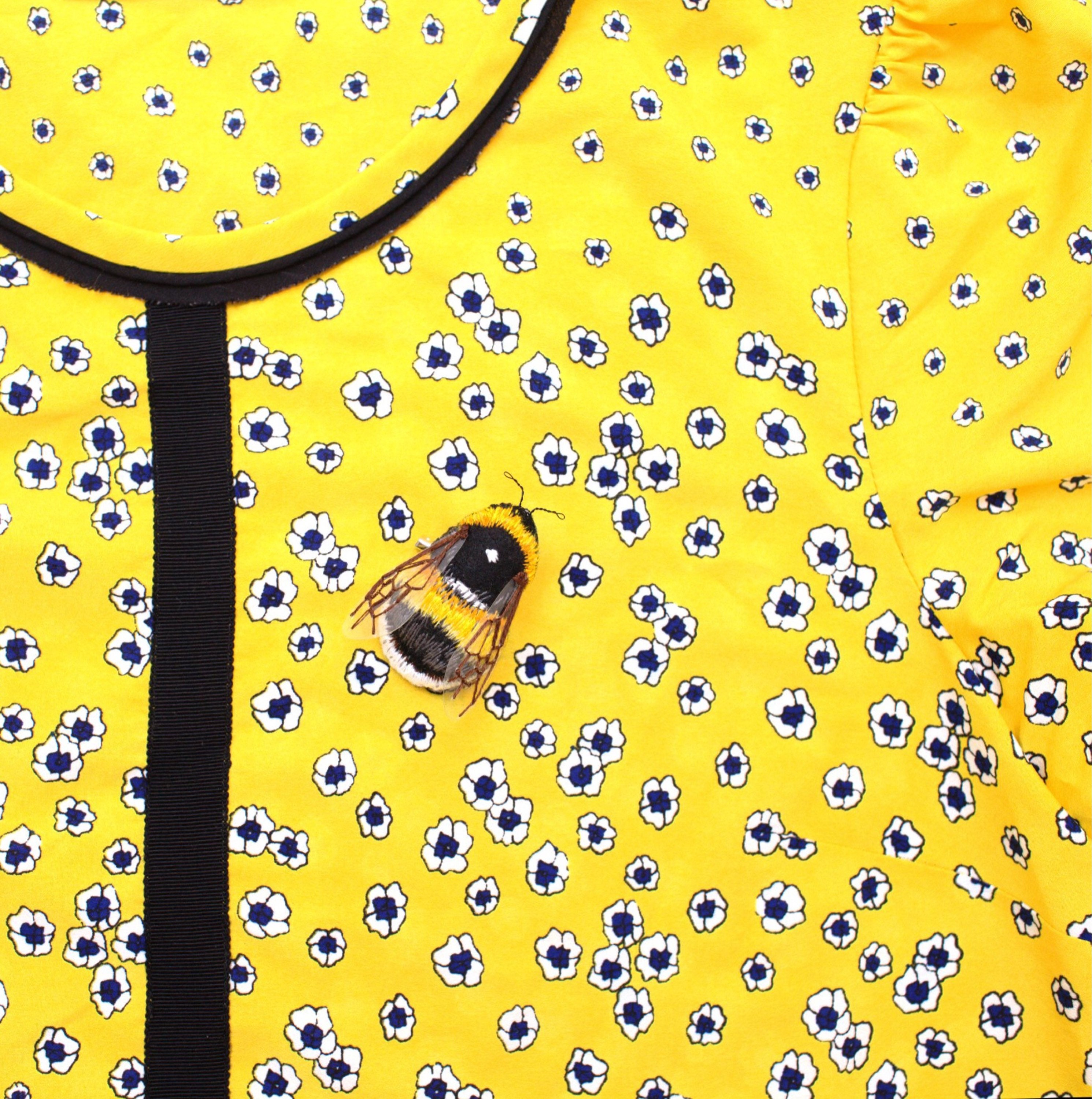 MADE TO ORDER Bee Brooch Hand Sewn Bee Brooch Embroidered | Etsy UK