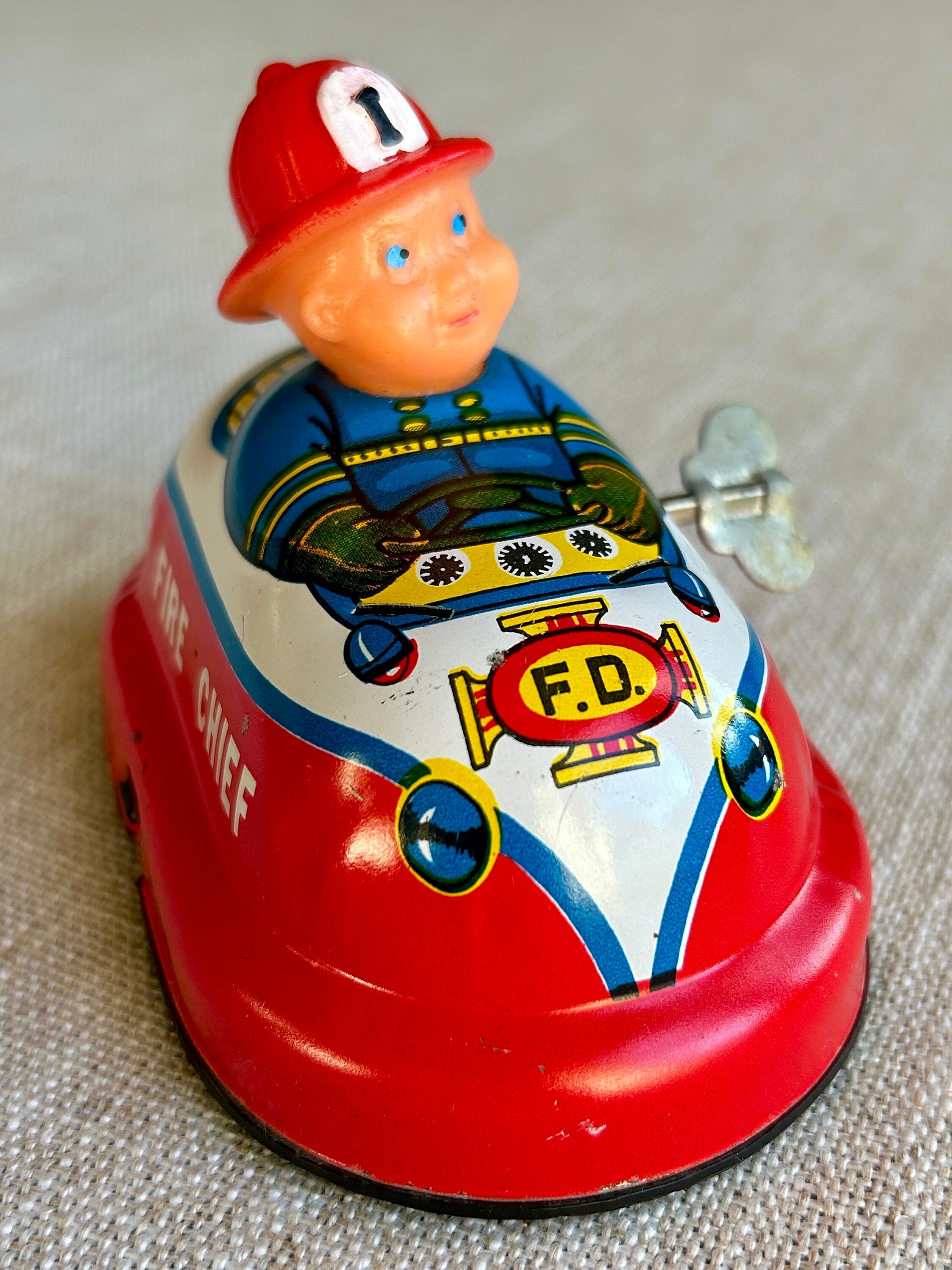 1950s Wind up Toy W Key, Vintage YONE Japan Tin Toy Fire Chief #2154 ...