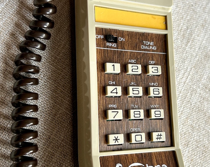 1980s Telephone Vintage Cobra Dynascan Chicago, Woodgrain Finish, Clean ...