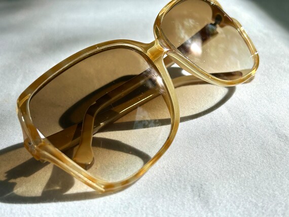 1990s Vintage Visual Scene Sunglasses, Made in Italy … - Gem