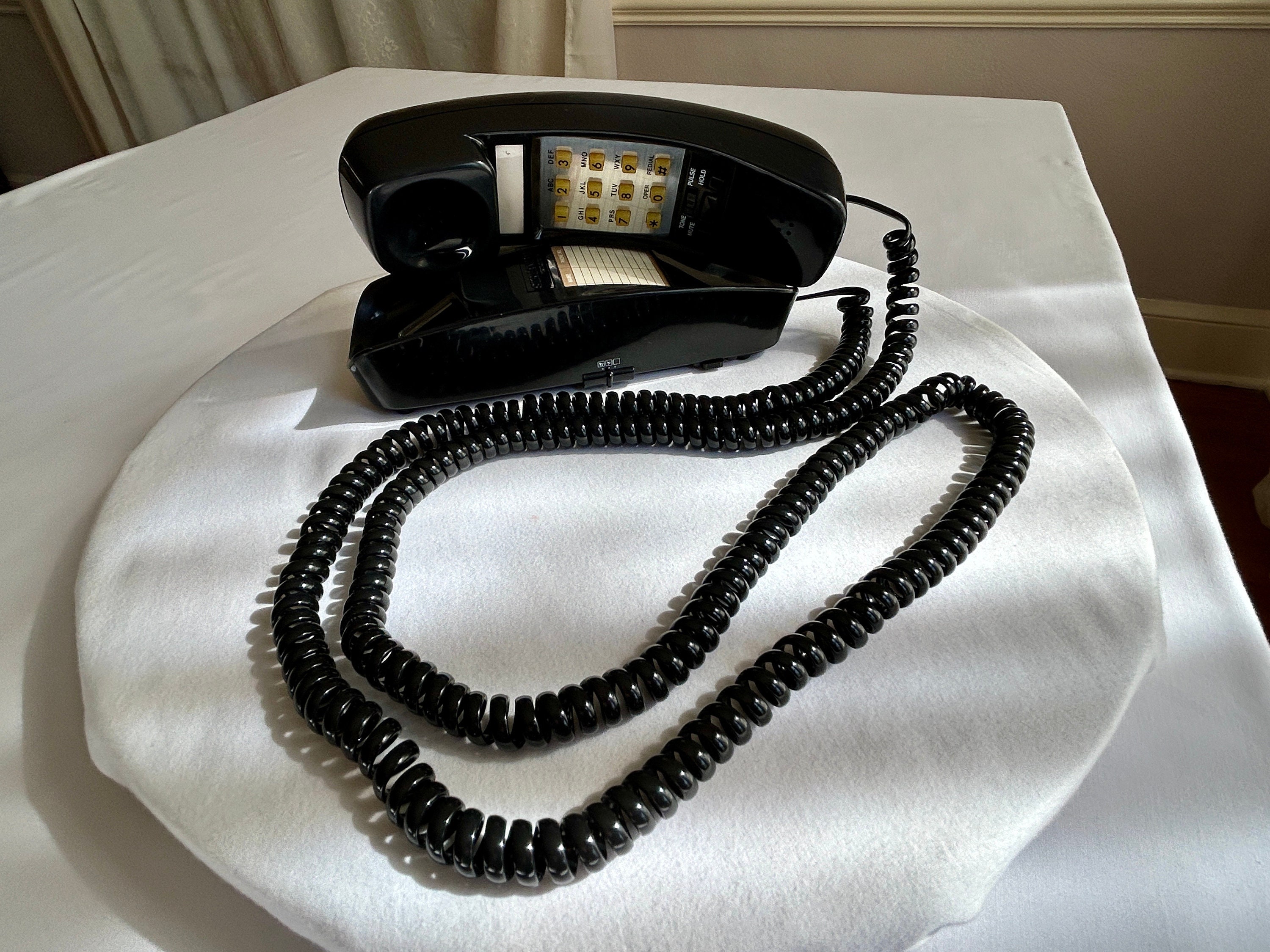 RARE Vintage Glossy 1980s International Quartz Telephone Push Button ...