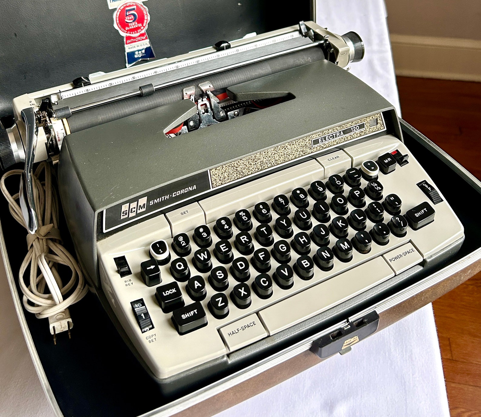 Handsome 1968 Smith-corona Electra 120 Typewriter W Case, WORKS Mid ...