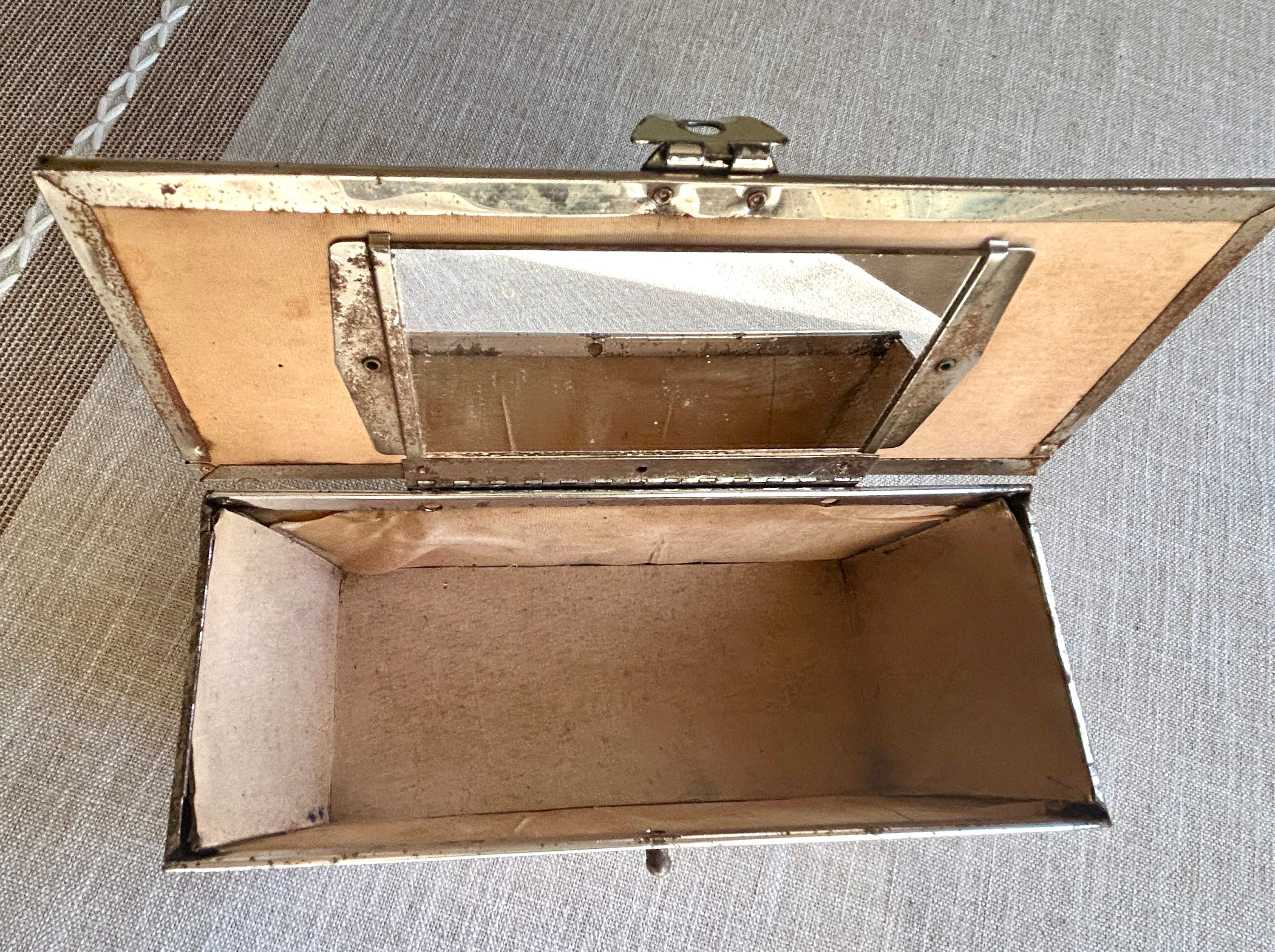 Vintage Elongated Silver Metal Basket Weave Box Purse, Lucite Handle ...