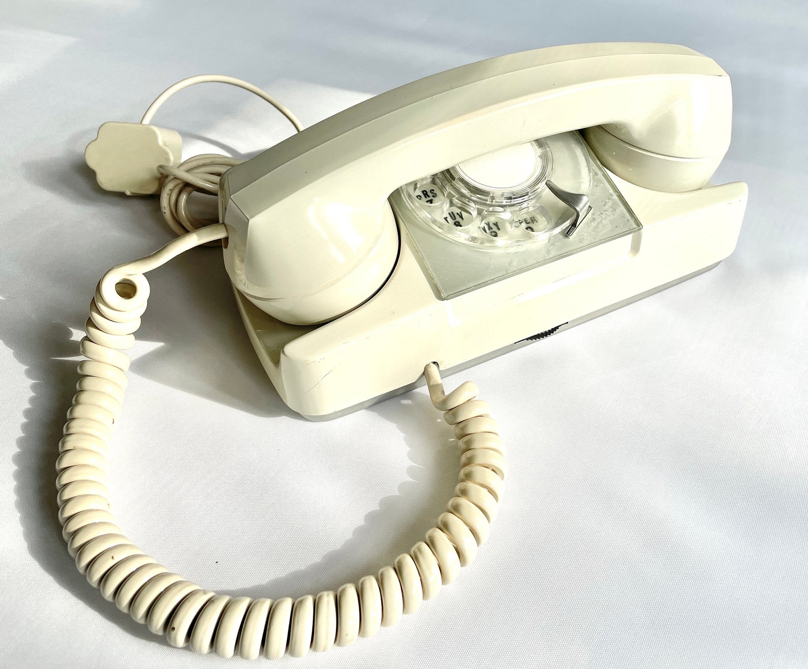 Pretty Vintage 1960's Monophone Automatic Electric Telephone Type 182 ...
