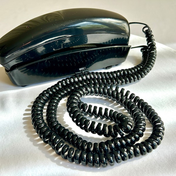 1980s Telephone Vintage Cobra Dynascan Chicago, Woodgrain Finish, Clean ...