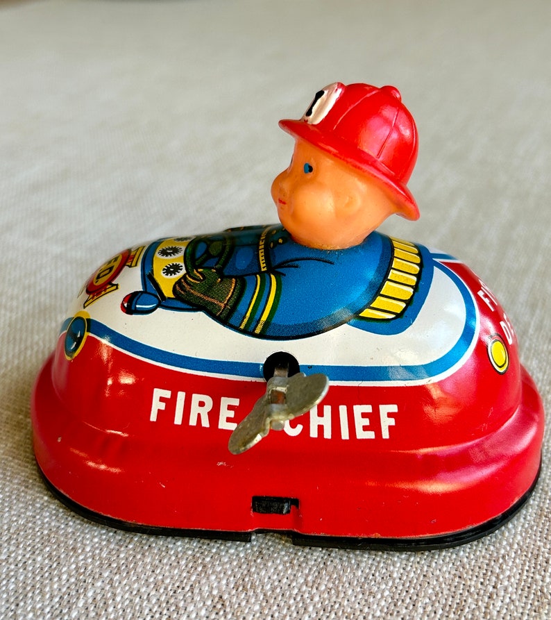 1950s Wind up Toy W Key, Vintage YONE Japan Tin Toy Fire Chief #2154 ...