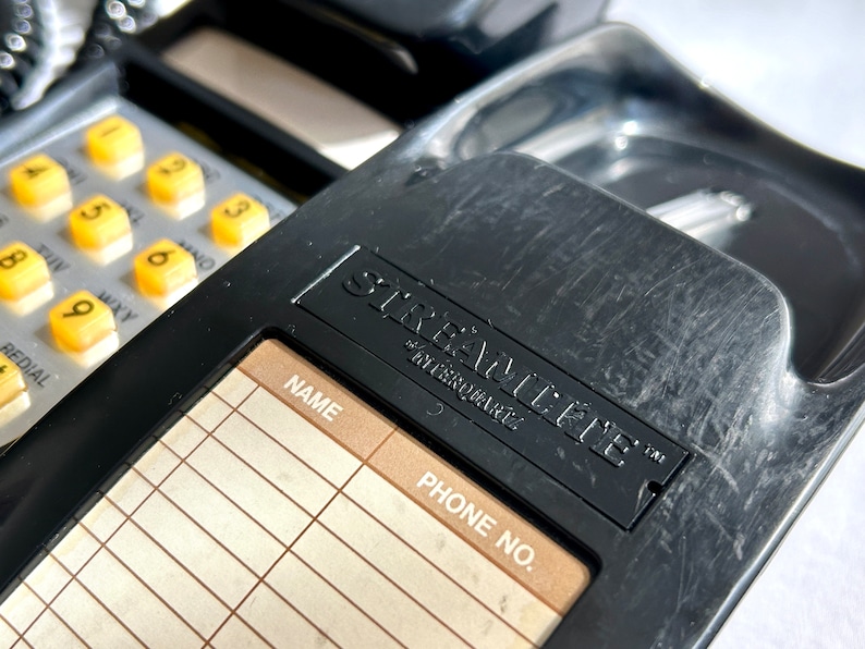 RARE Vintage Glossy 1980s International Quartz Telephone Push Button ...