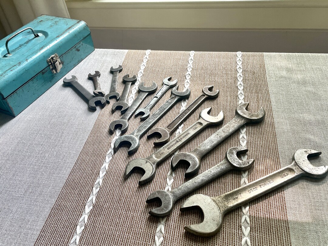 Vintage Tool Set 12 Wrenches: Ford Vlchek Davis & Furber - Etsy