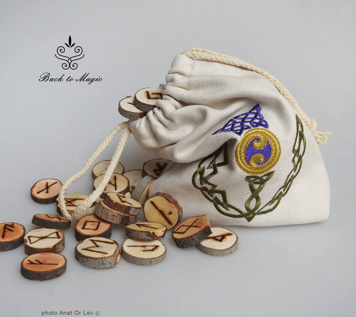 Embroidered Pouch With a Celtic Thistle Motif. Pagan Wiccan - Etsy Israel