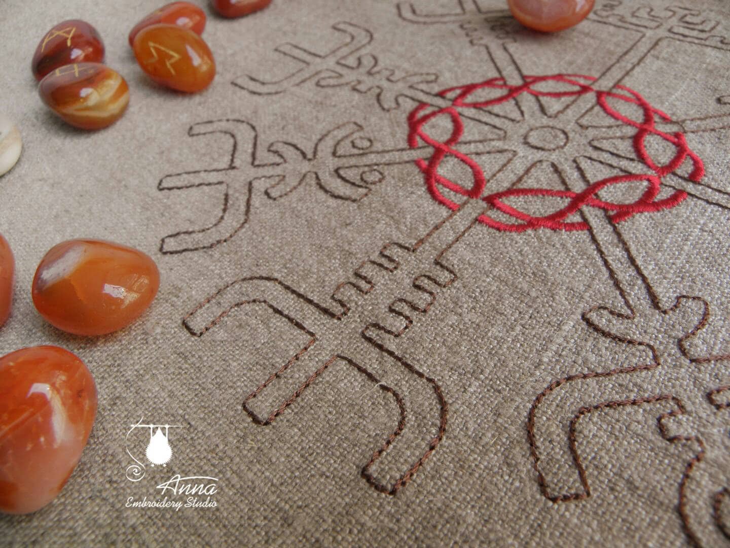 Embroidered Rune Casting Cloth. Rune Cloth. Vegvisir. Runic | Etsy