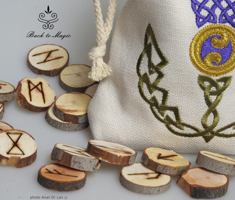 Embroidered Pouch With a Celtic Thistle Motif. Pagan Wiccan - Etsy Israel