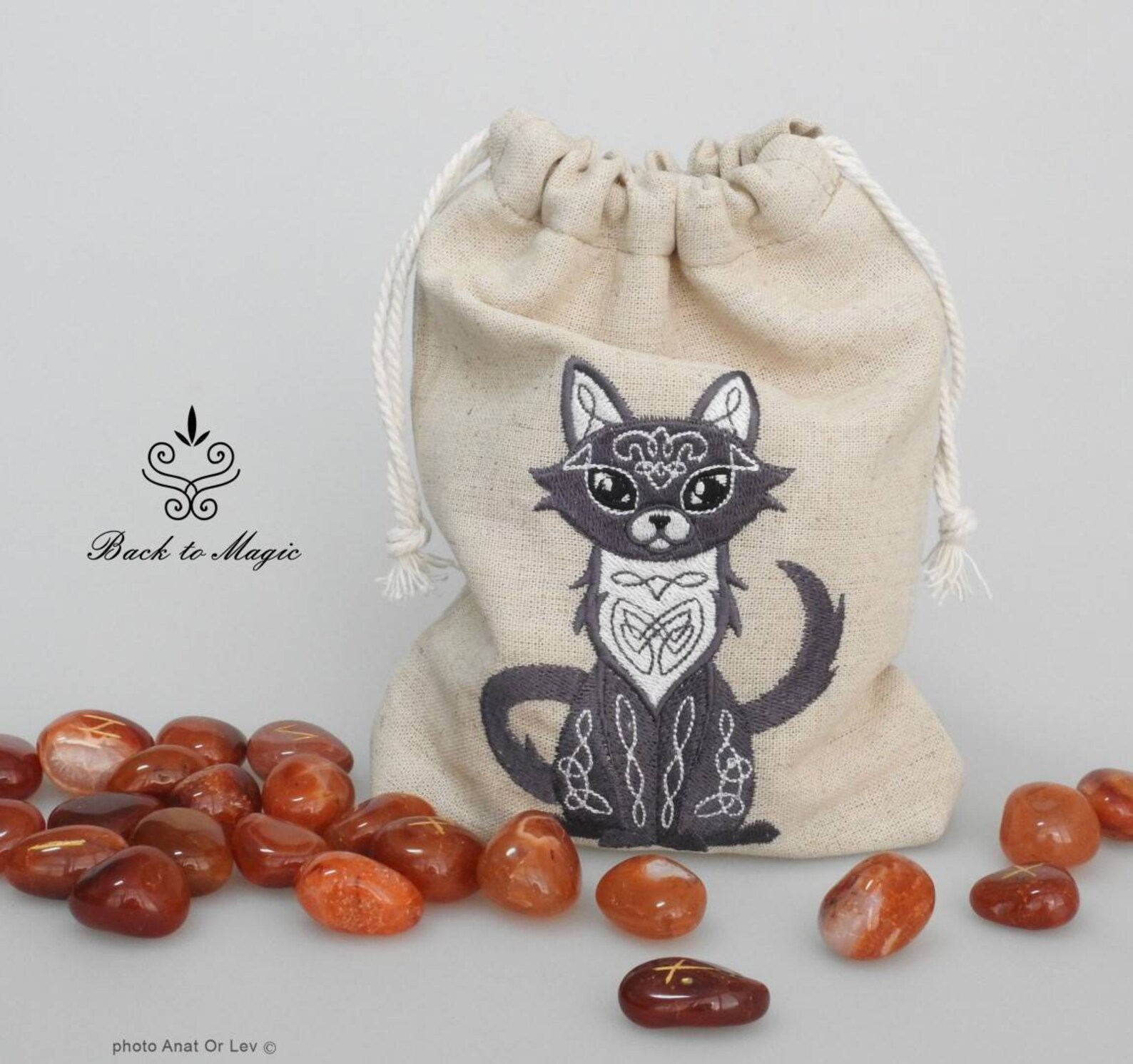 Cat Rune Bag. Dice Bag. Tarot Bag. Tarot Pouch. Embroidered | Etsy