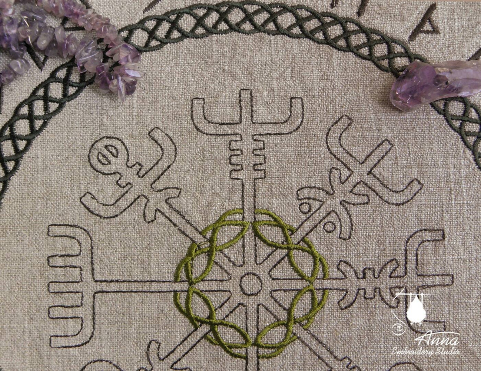 Embroidered Rune Casting Cloth. Vegvisir. Viking. Runic - Etsy