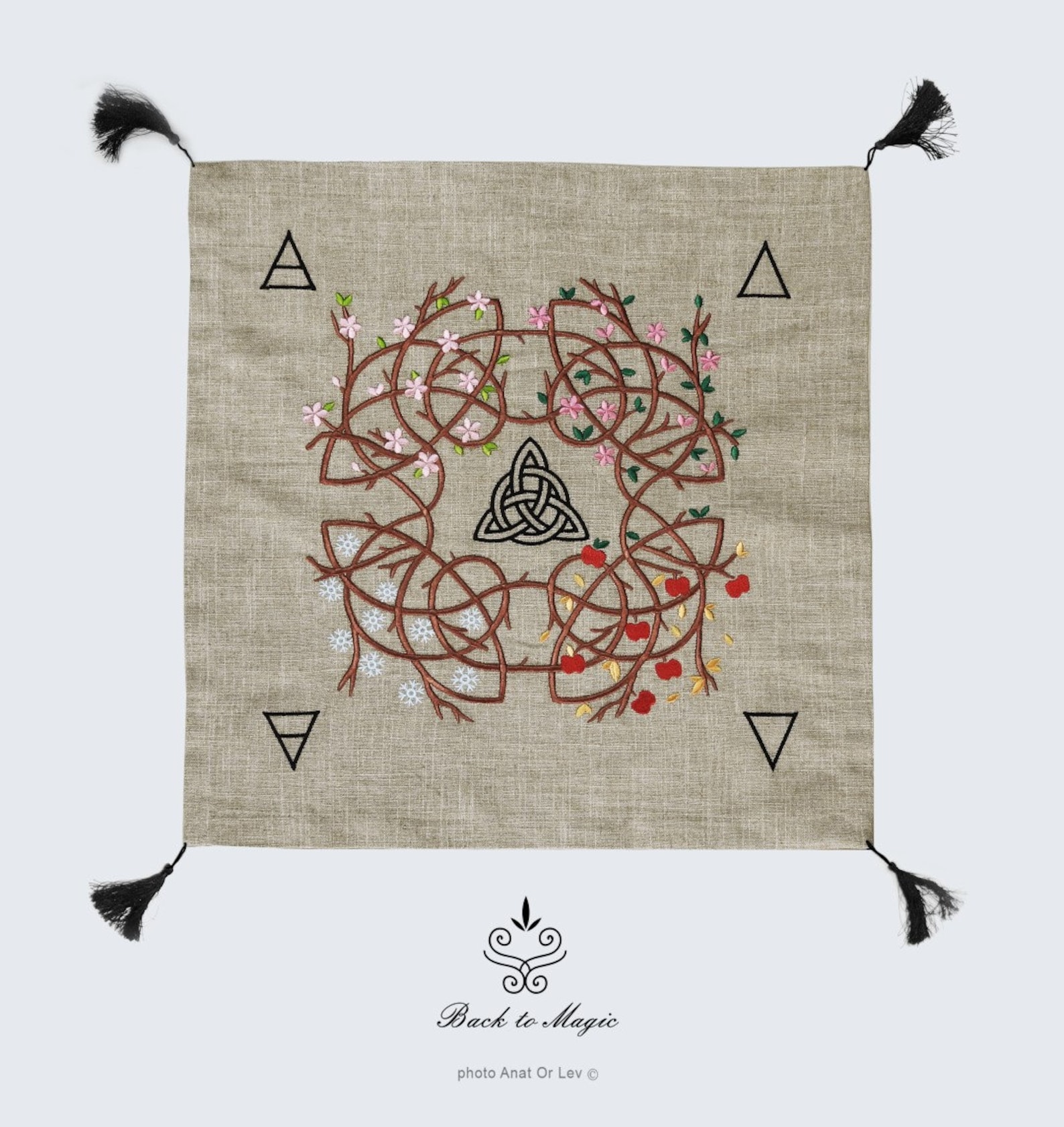 Navy Blue Altar Cloth Yggdrasil Embroidery Rune Casting Tarot Cloth 22 ...