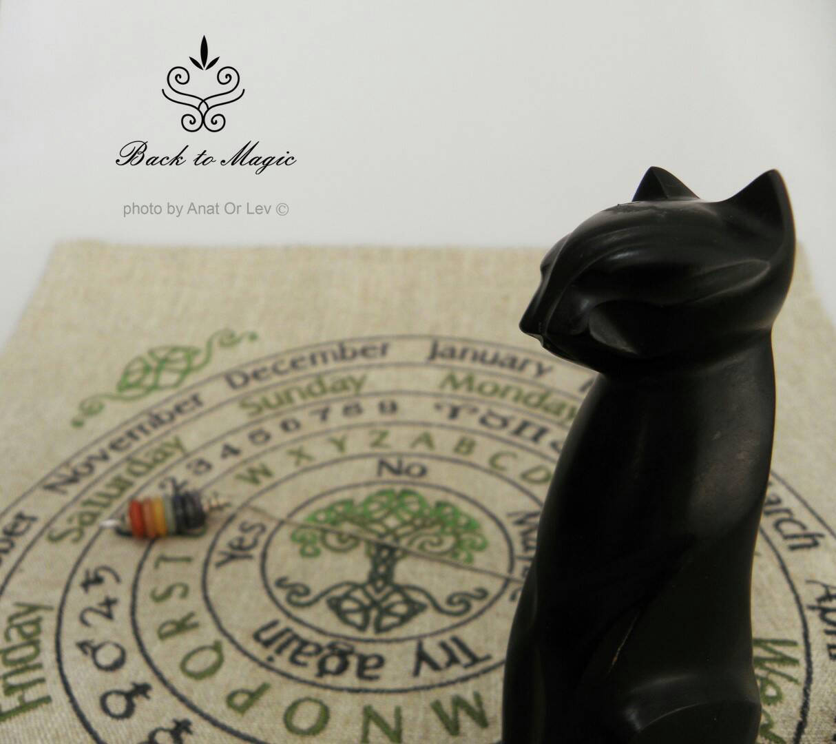 Embroidered pendulum divination cloth. 20'' approx. | Etsy