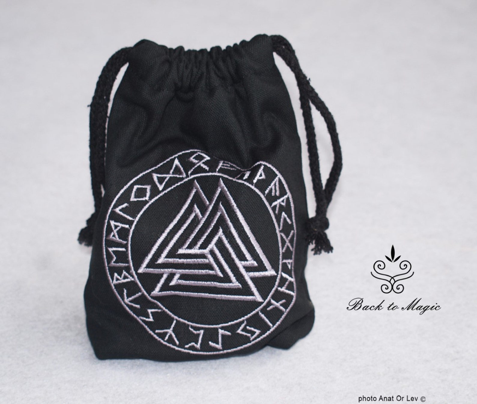 Embroidered Rune Pouch. Valknut. Rune Bag. Runic Divination. | Etsy