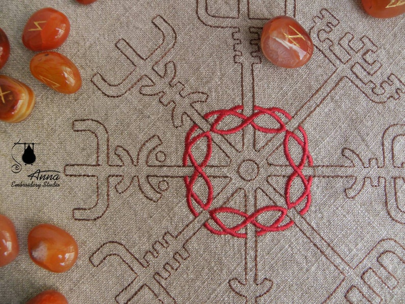 Embroidered Rune Casting Cloth. Rune Cloth. Vegvisir. Runic - Etsy