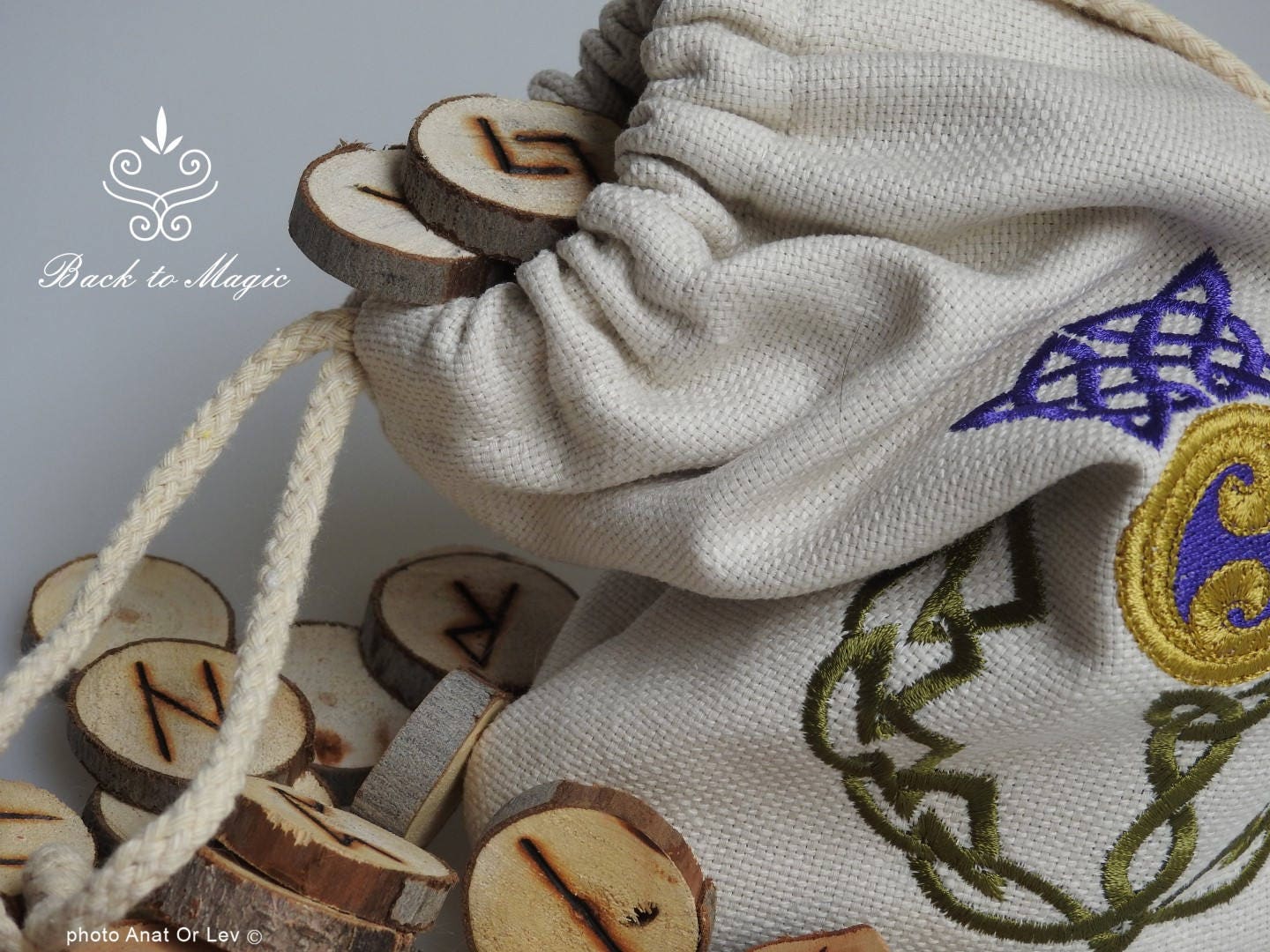 Embroidered Pouch With a Celtic Thistle Motif. Pagan Wiccan - Etsy Israel