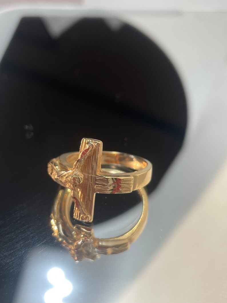 Vintage 14kt Gold Crucifix Ring, Gold Cross Ring, Crucifix Ring, Christ ...
