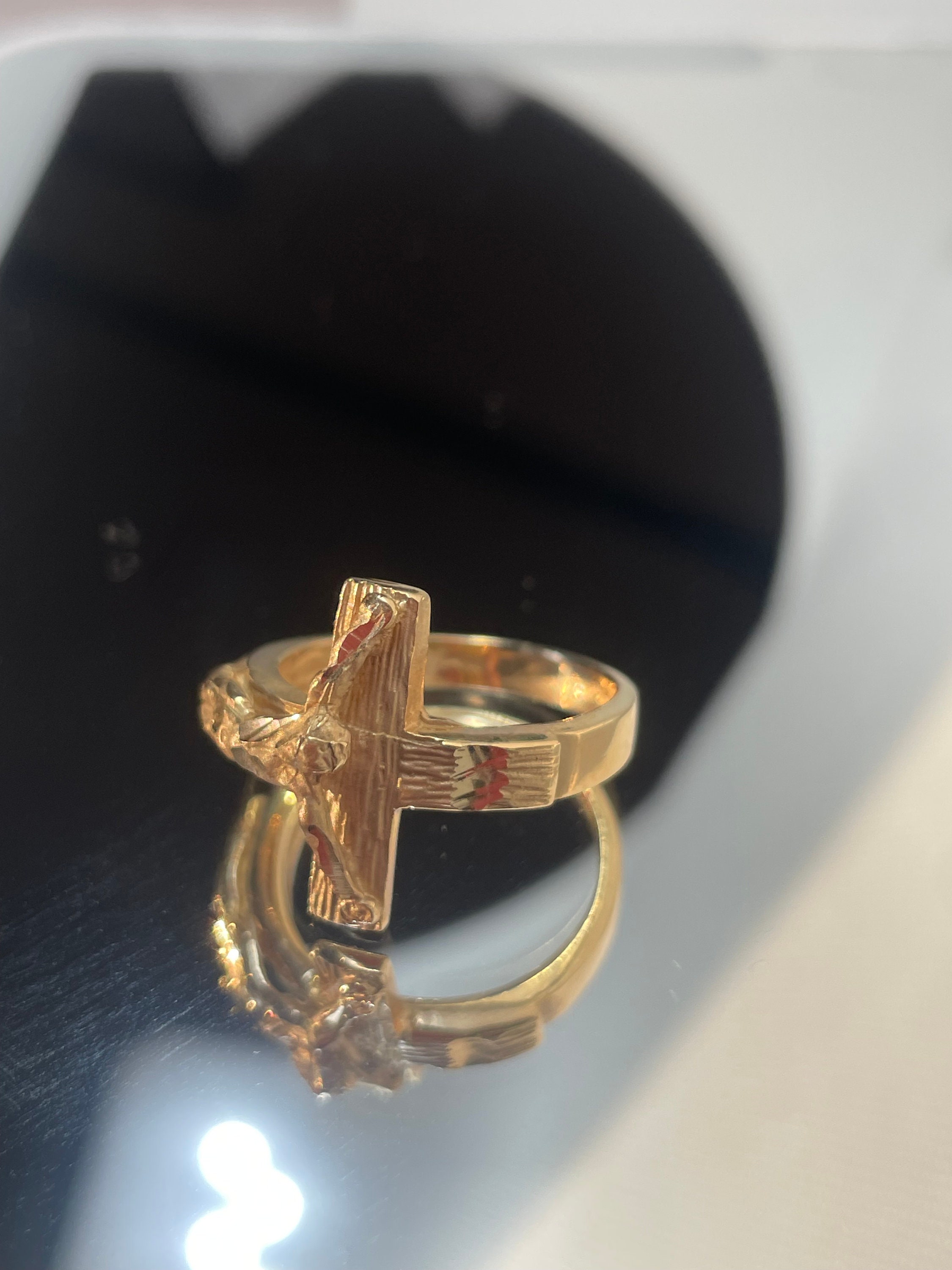 Vintage 14kt Gold Crucifix Ring, Gold Cross Ring, Crucifix Ring, Christ ...