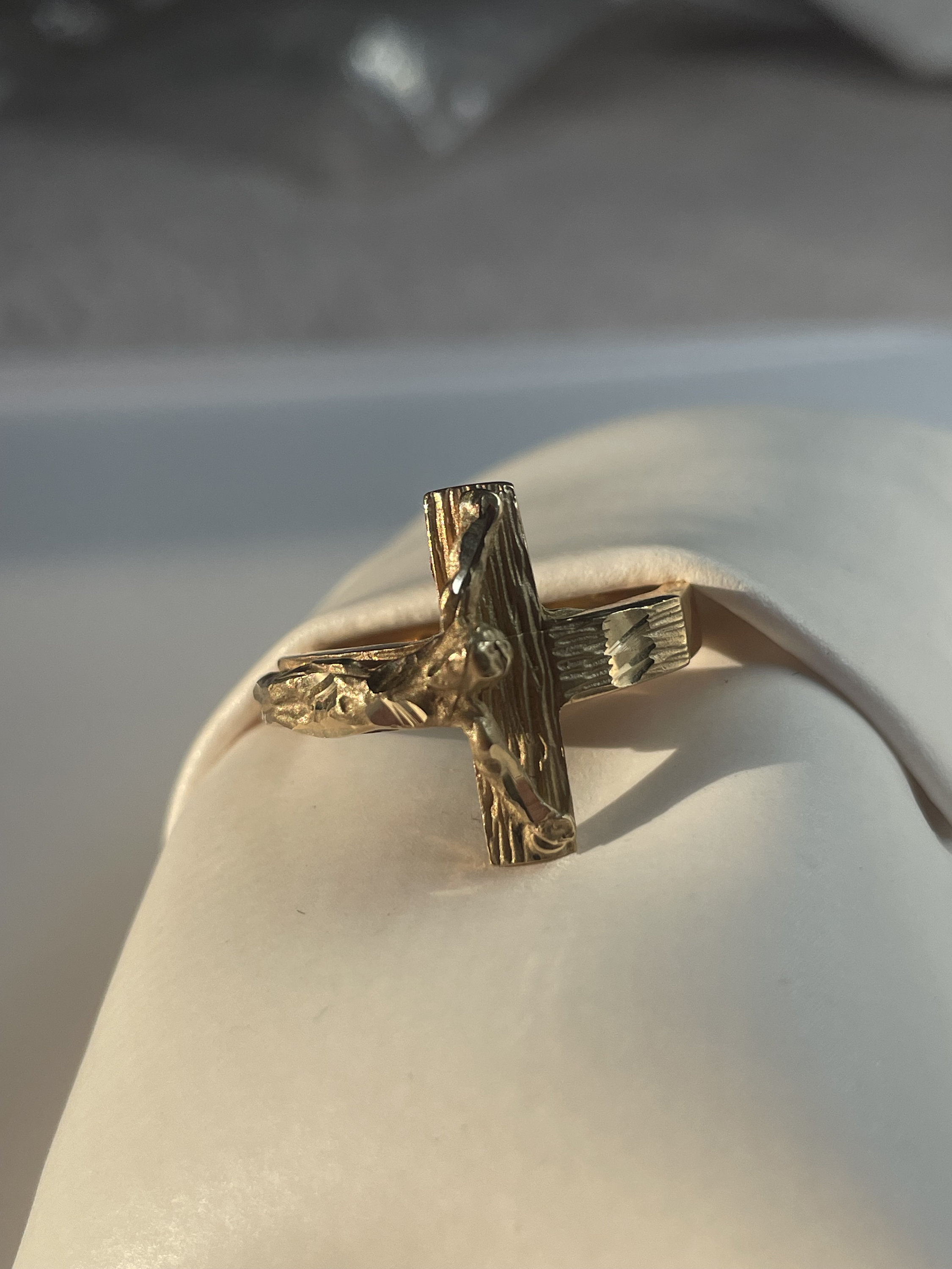 Vintage 14kt Gold Crucifix Ring, Gold Cross Ring, Crucifix Ring, Christ ...