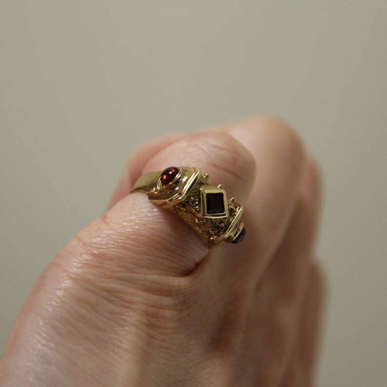 Vintage 14K Garnet & Amethyst Etruscan Style Ring, Yellow Gold ...