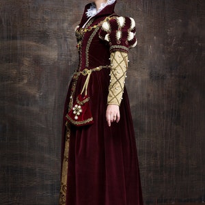 Royal Renaissance Dress. Ren Faire Costume Women XVI Century | Etsy