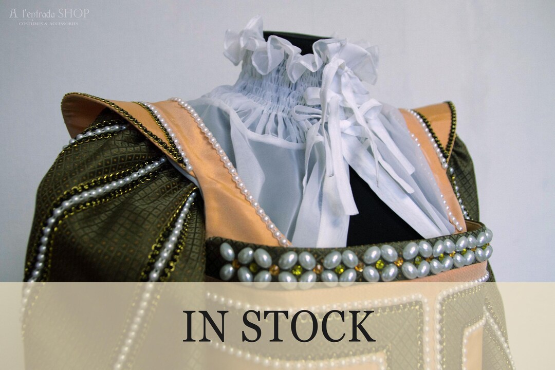 Renaissance Chemisette: Elegant Tudor Veil Shirt, Historical Medieval ...