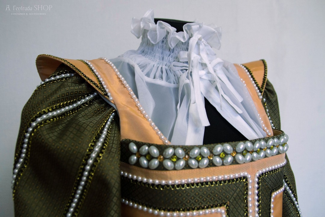 Renaissance Tudor Chemisette: Elegant Historical Medieval Blouse ...