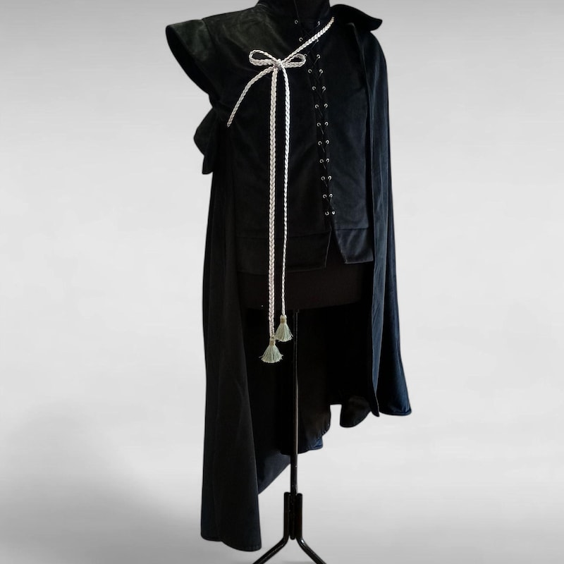 Tudor Cape Men - Etsy UK