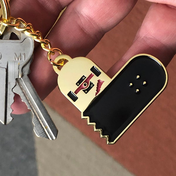 Skateboard Keychain - Etsy