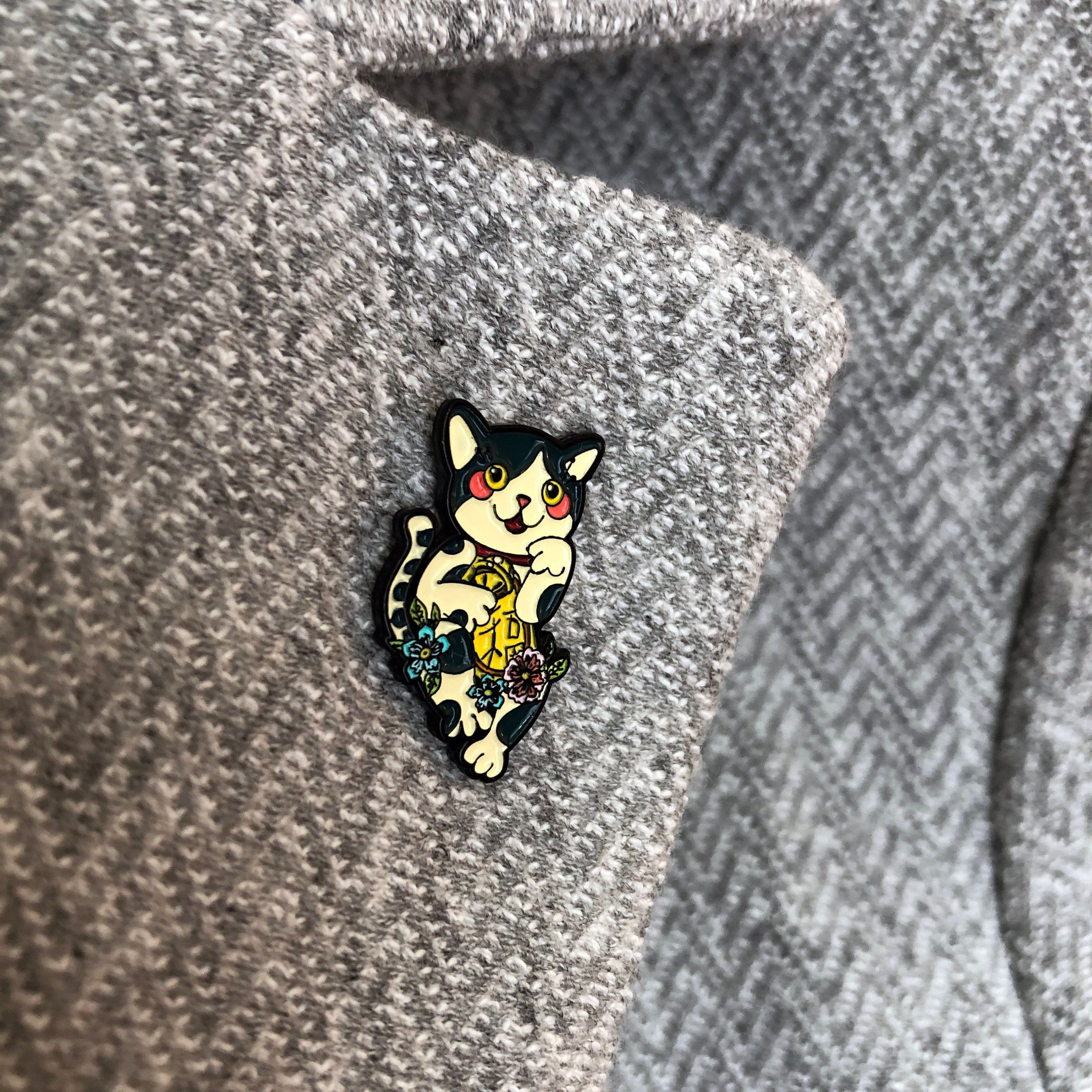 Lucky Cat - Super Awesome Custom Soft Enamel Pin. Cute Enamel Pins for ...