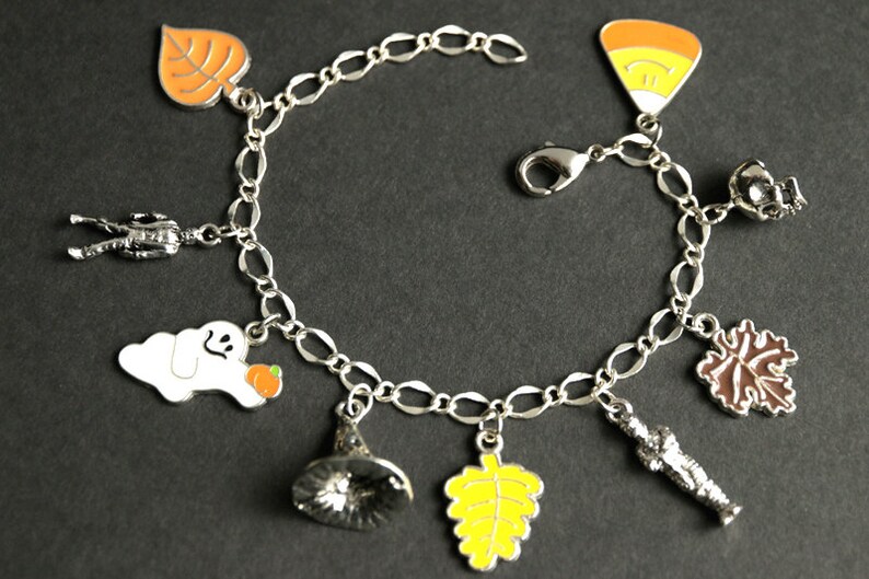 Trick or Treat Bracelet. Halloween Bracelet V3. Autumn - Etsy