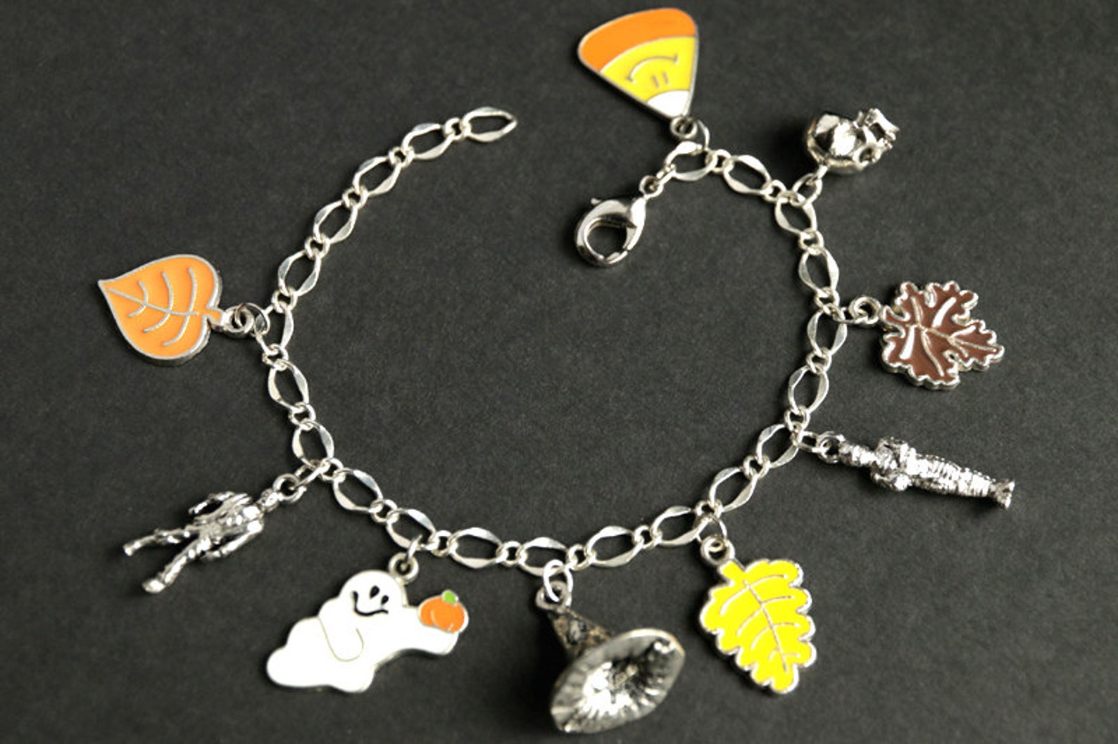 Trick or Treat Bracelet. Halloween Bracelet V3. Autumn - Etsy