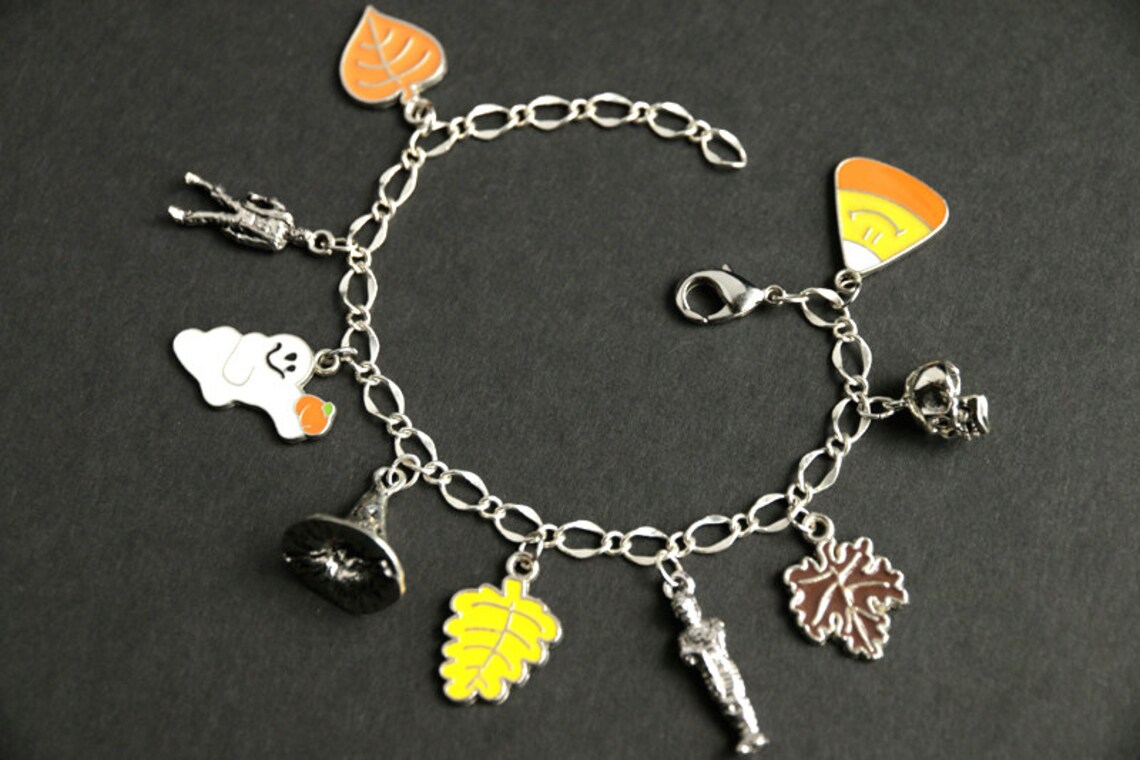 Trick or Treat Bracelet. Halloween Bracelet V3. Autumn - Etsy