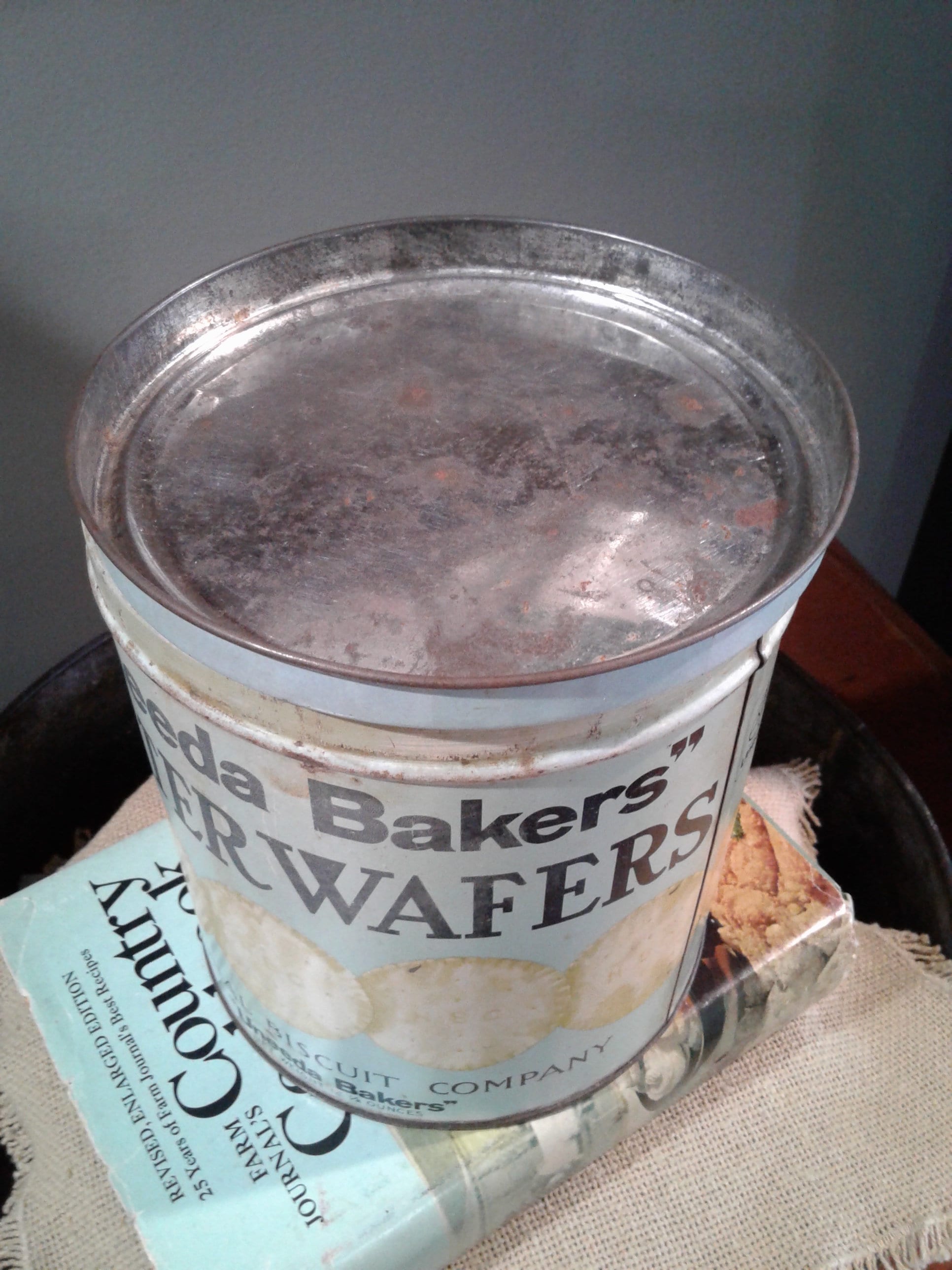 Vintage Uneeda Bakers Butter Wafers Tin/ Vintage Advertising Tin ...