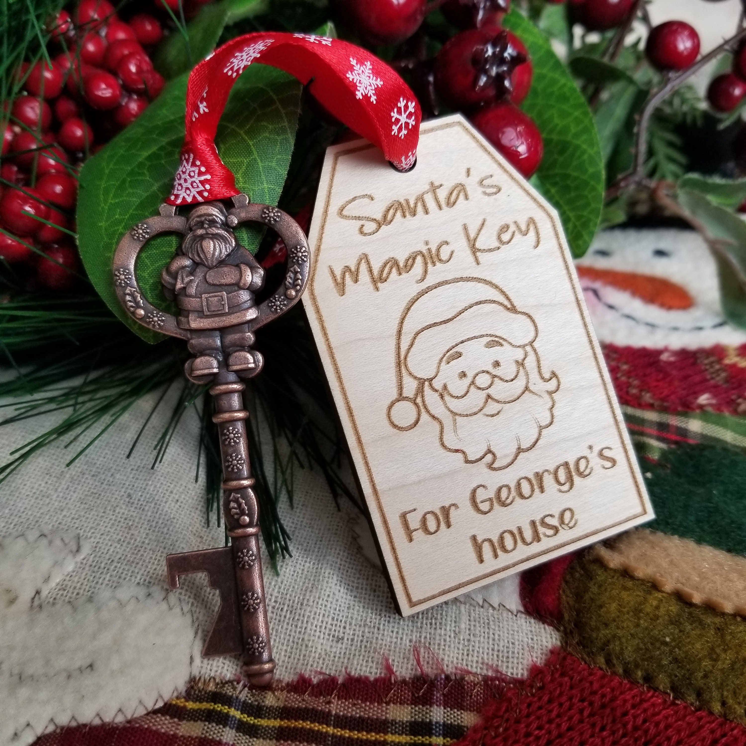 Magic Key for Santa, Double Sided Personalised Wooden Tag, No Chinmey ...