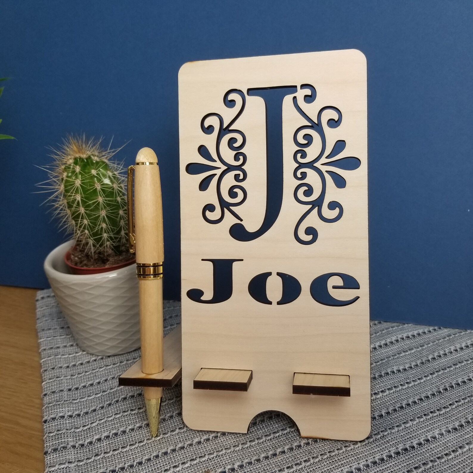 Mobile Phone Stand and Wood Pen - Personalised With Name and Initial ...