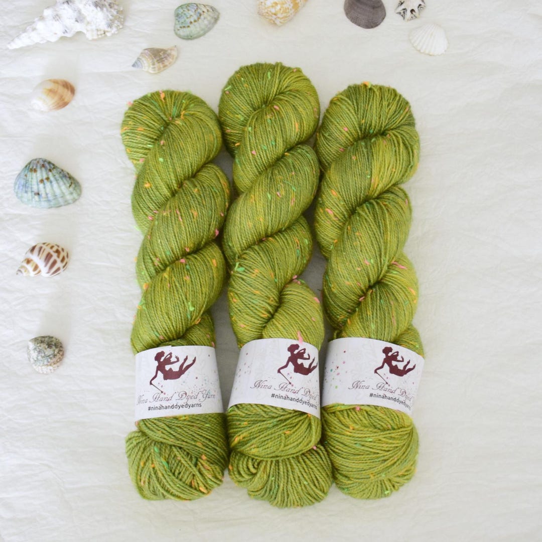 NEO Dancing Leaves Hand Dyed Neon Donegal Tweed Yarn, Blend of Merino ...