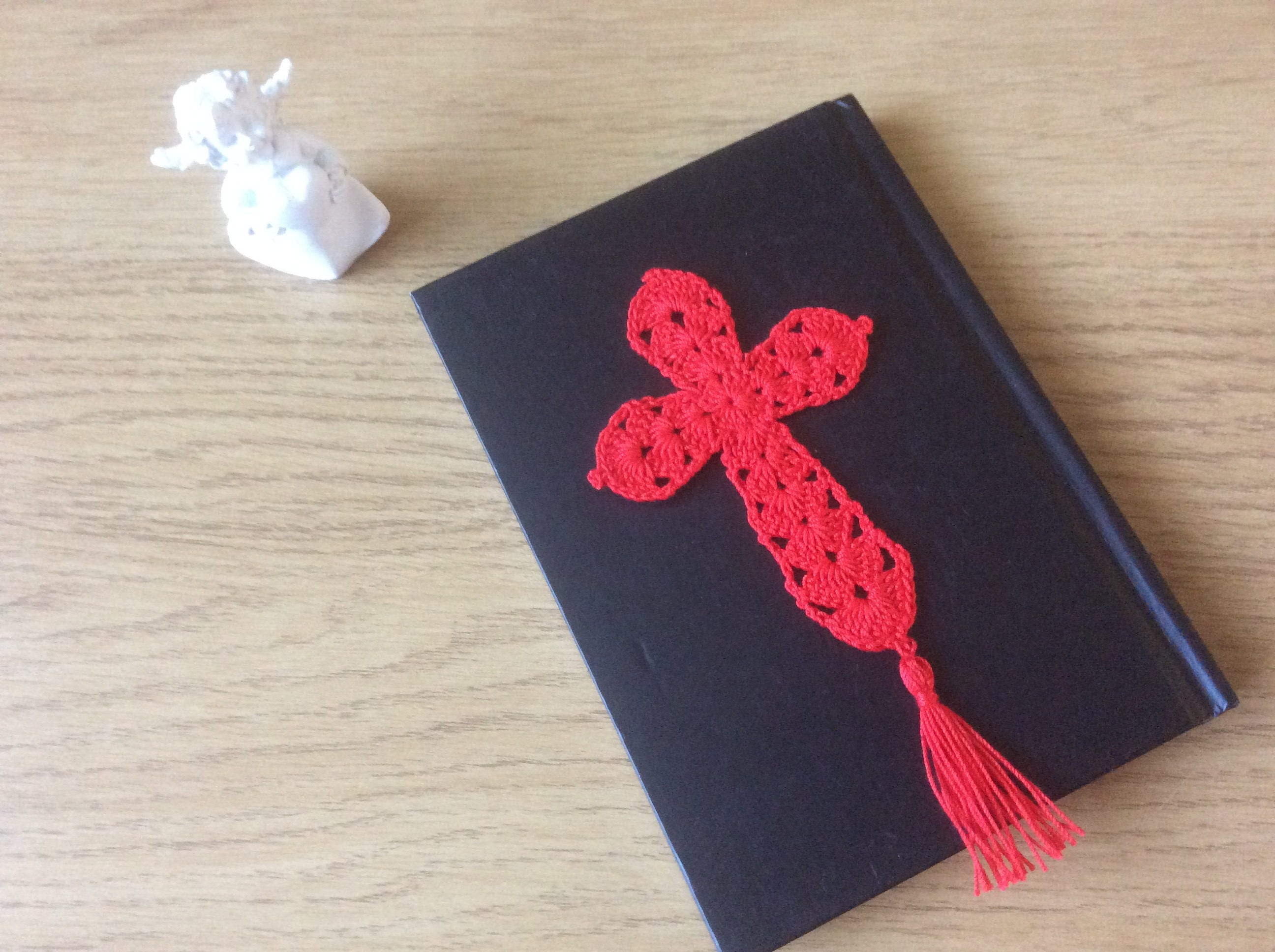 Lovely Crochet Cross,crochet Cross Bookmark,gift,baptism,christening ...