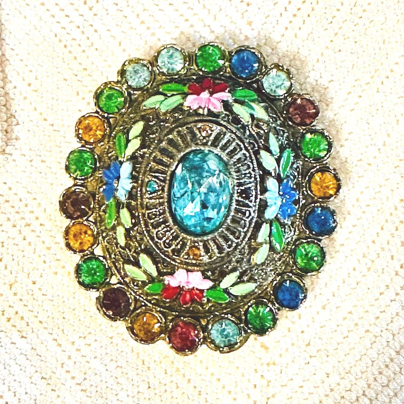 Little Nemo Brooch - Etsy