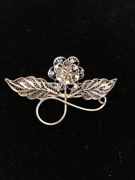 vintage silver flower pin - Gem