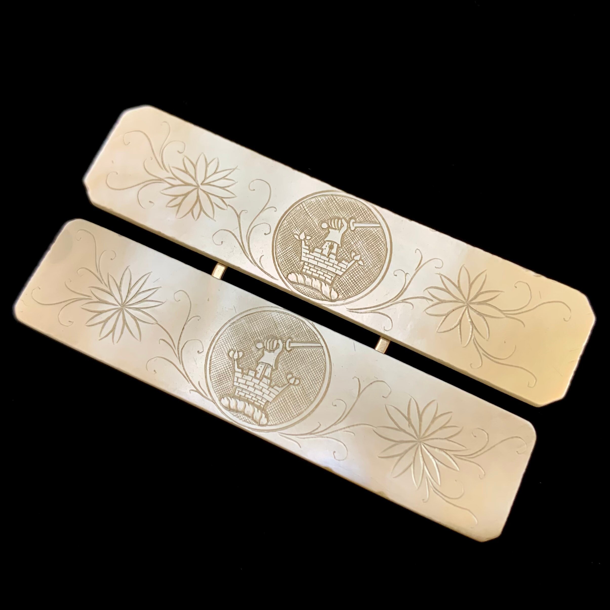 A Pair of 18th Century Gaming Counters, Armorial Counters, Chinese ...