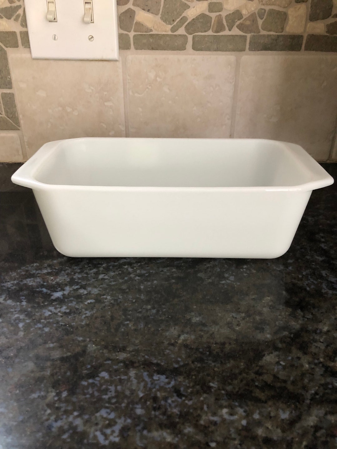 White Pyrex Loaf Pan, 9x5x3, Milk Glass Loaf Pan - Etsy
