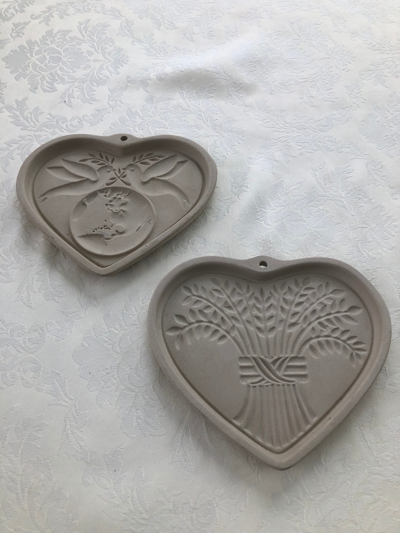 2-lovely Set of Pampered Chef Stone Cookie Molds, Heart Shaped, 6 X 5 1 ...